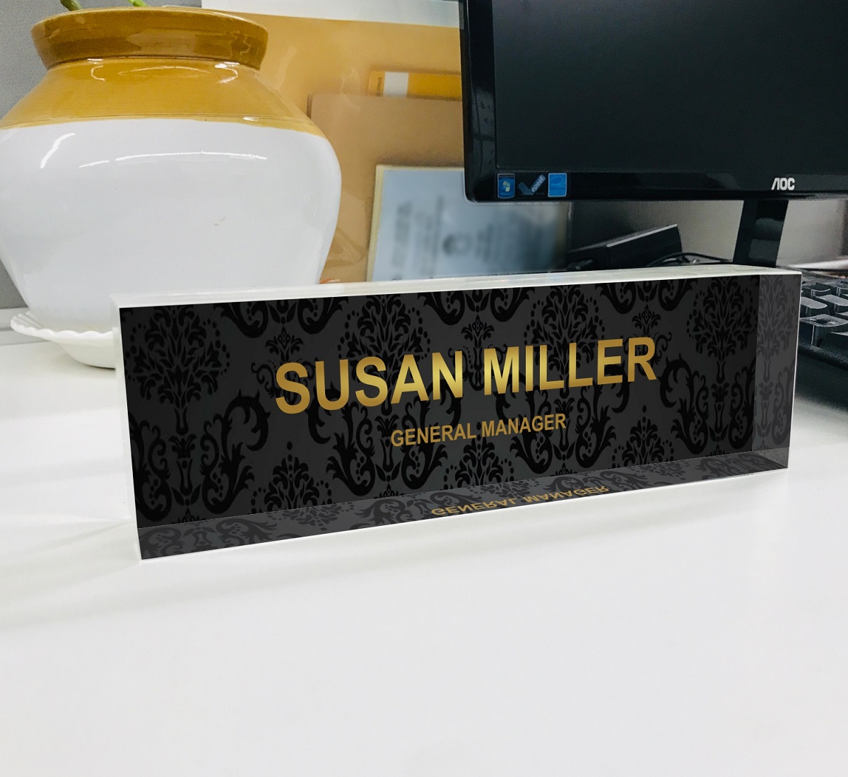 Desk Name Plate Black Design - ooclas