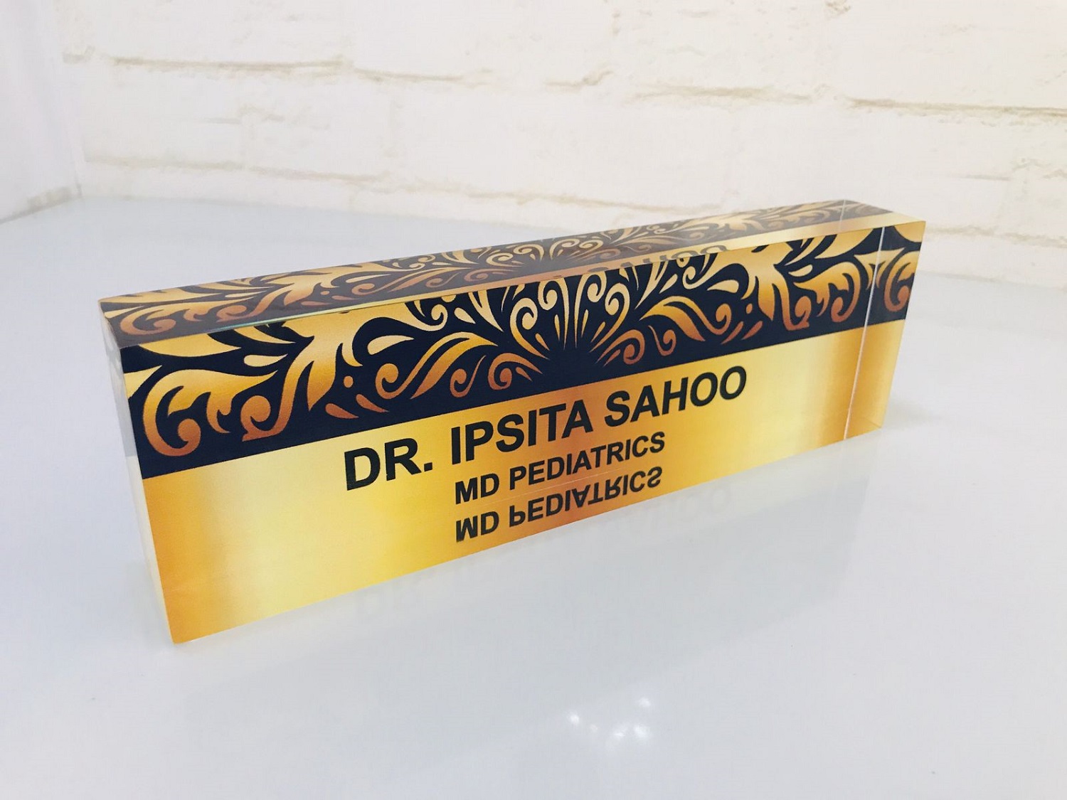 Unique Design Acrylic Desk Name Plate - ooclas